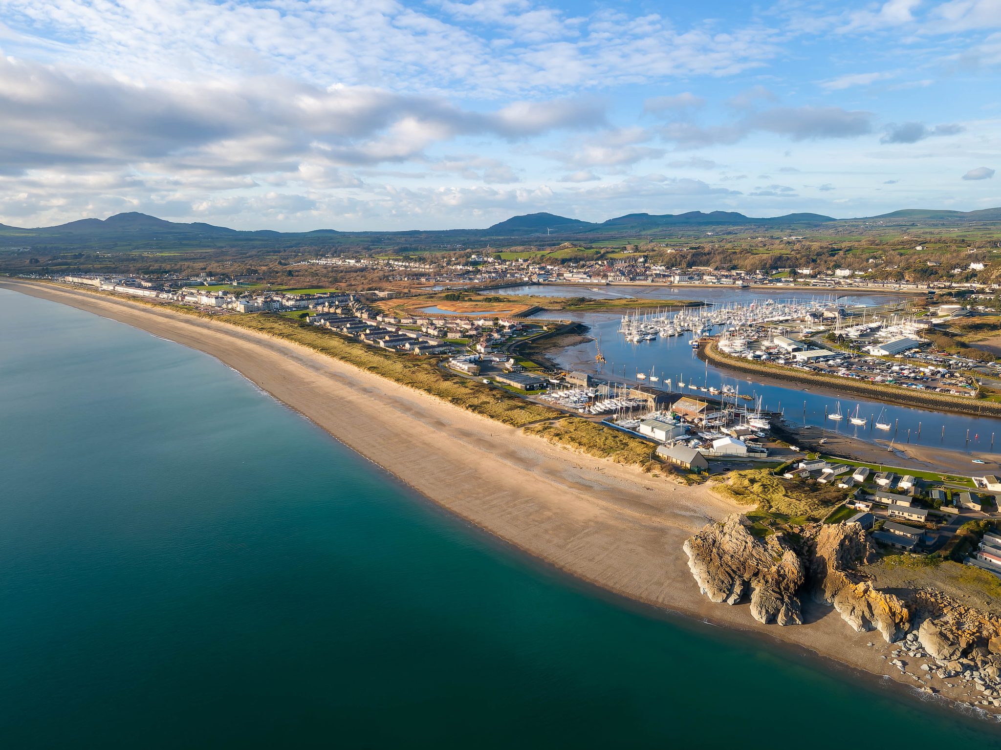 Pwllheli Beach | Oyster Holiday Cottages